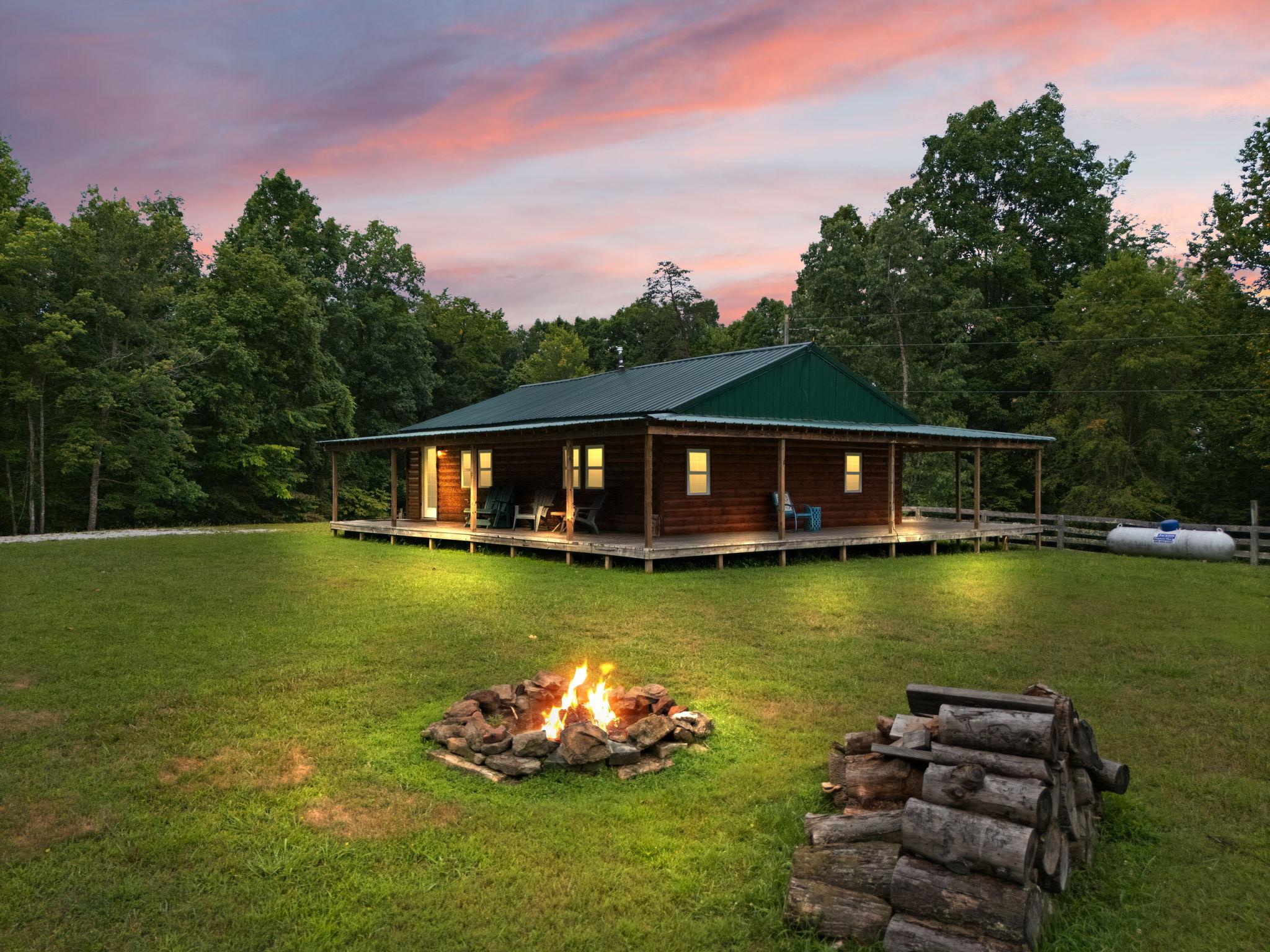 Four Winds | Scenic Cabin Rentals