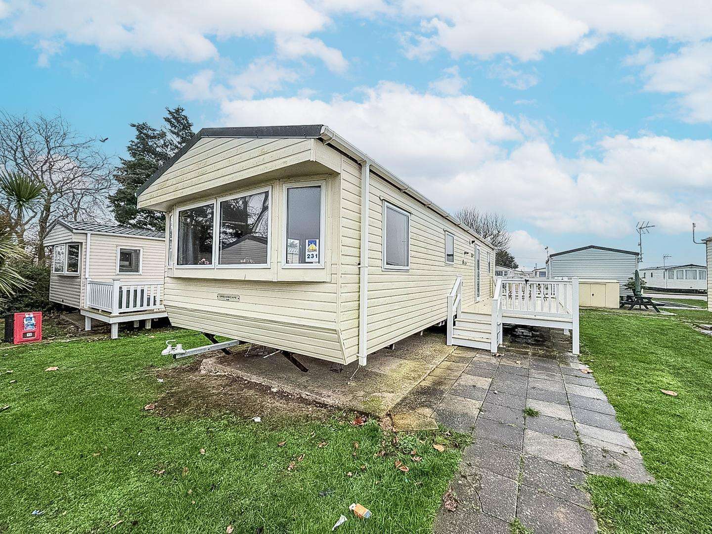27231SW⭐ – Seawick, 2 bed, 6 berth caravan with decking, D/G and C/H ...