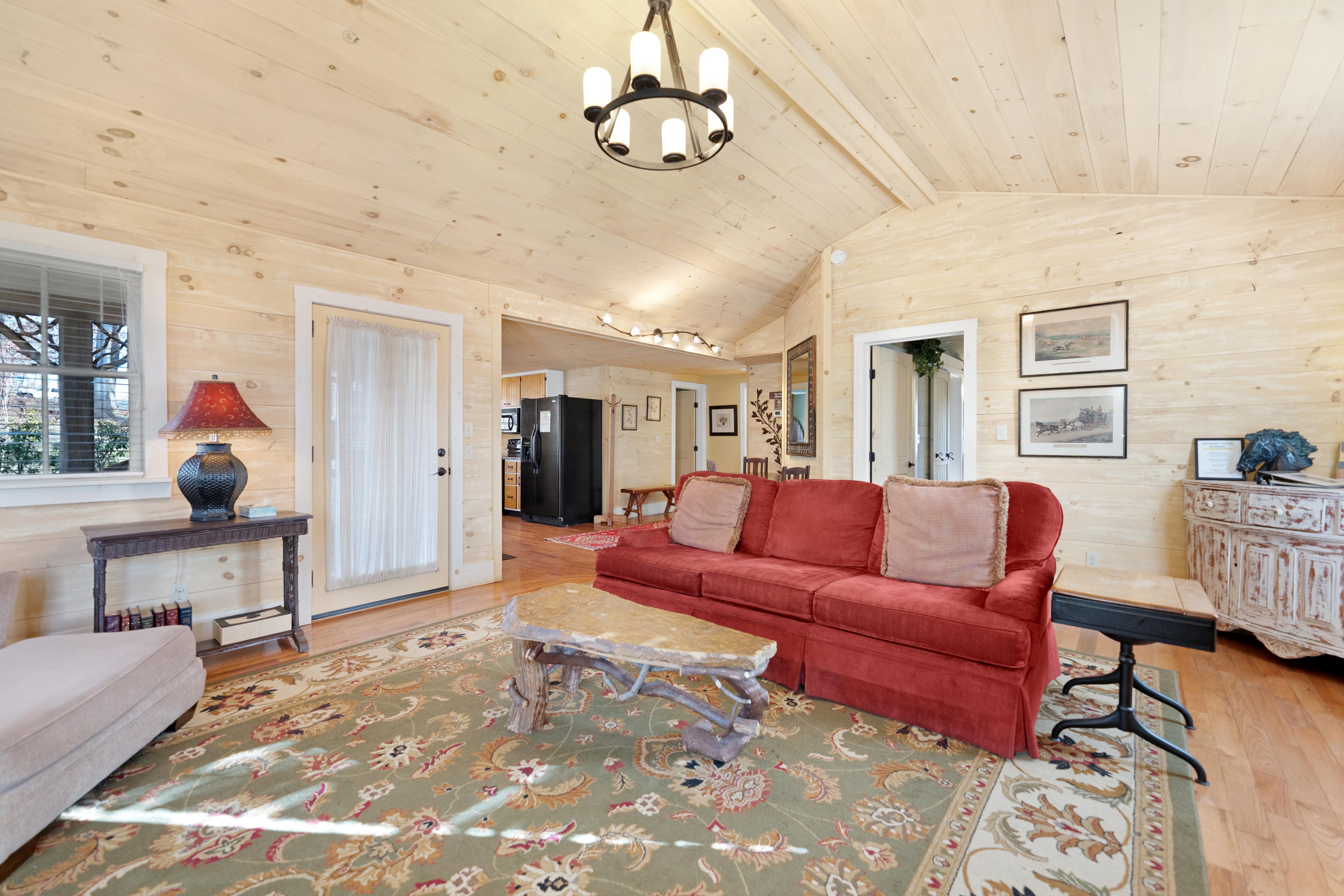 Morgan Cottage | The Farm Cabins