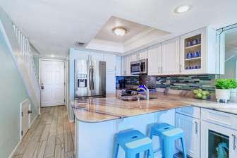 Unit 210 | Happy Fiddler