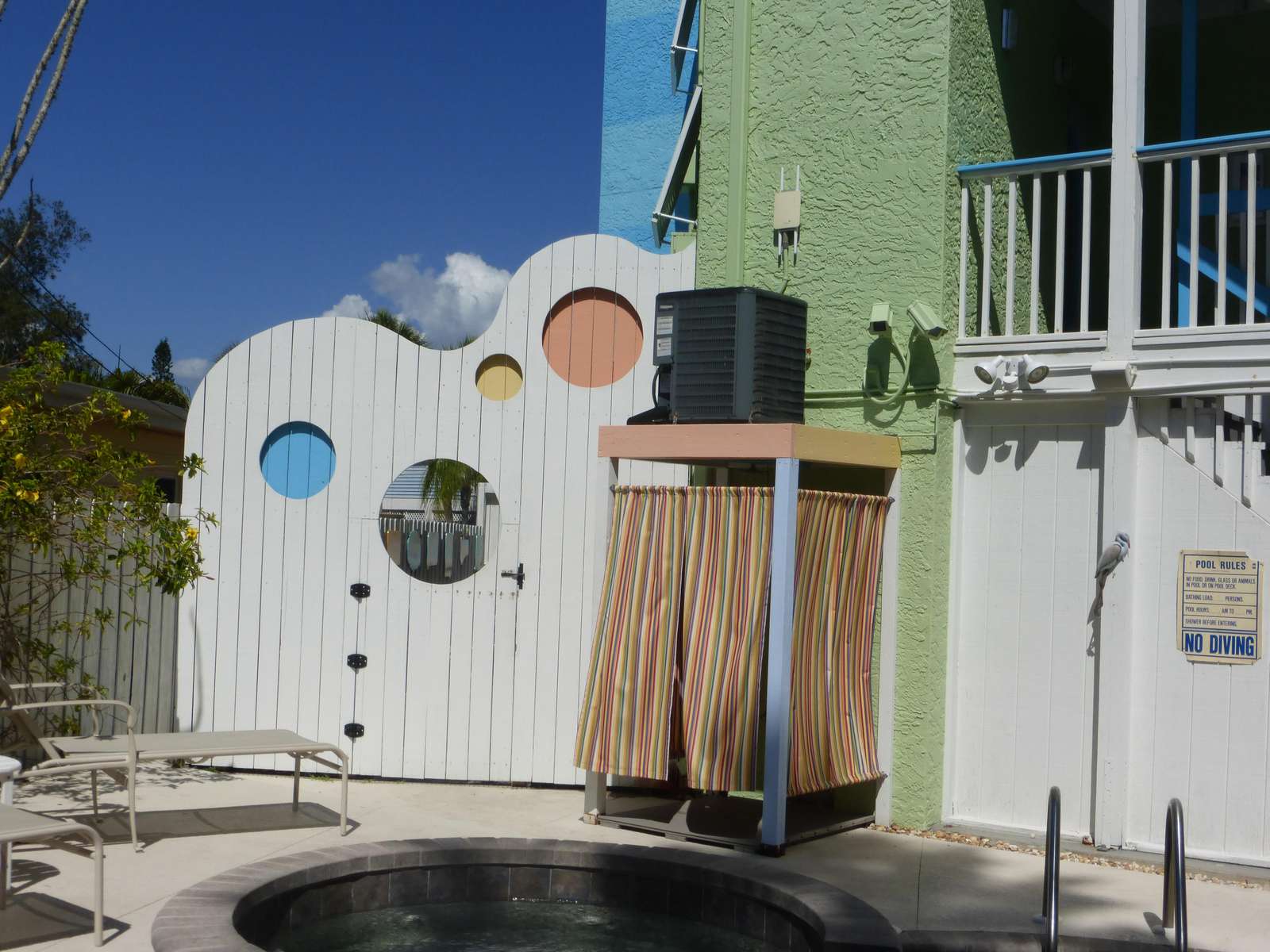 Homepage - Sunset Royale