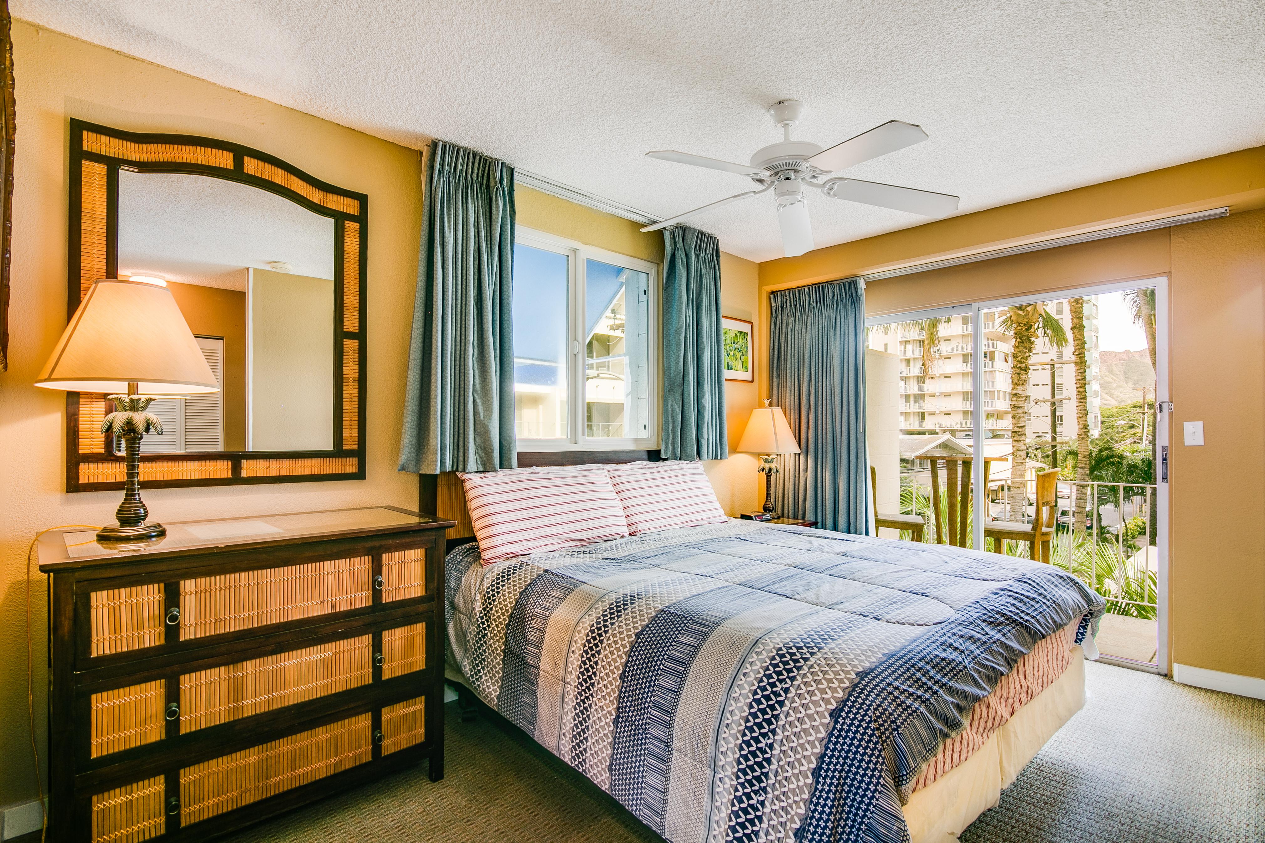 Cabana Waikiki 301 | Hawaii Vacation Suites