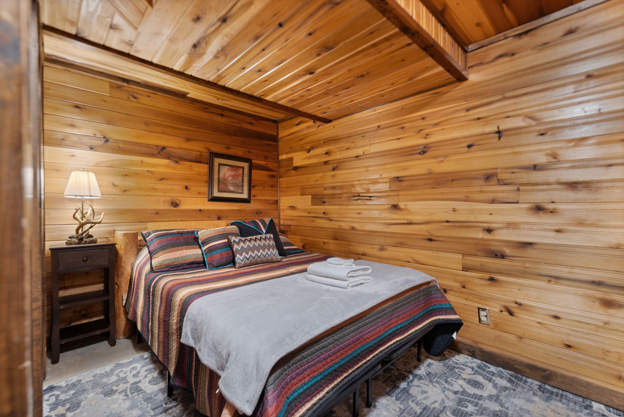 Crow’s Nest | Scenic Cabin Rentals