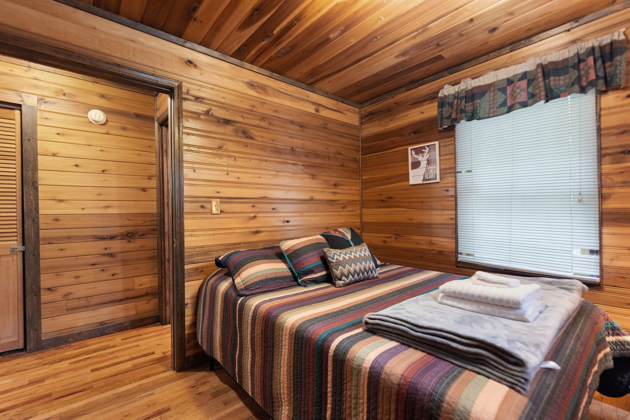 Crow’s Nest | Scenic Cabin Rentals