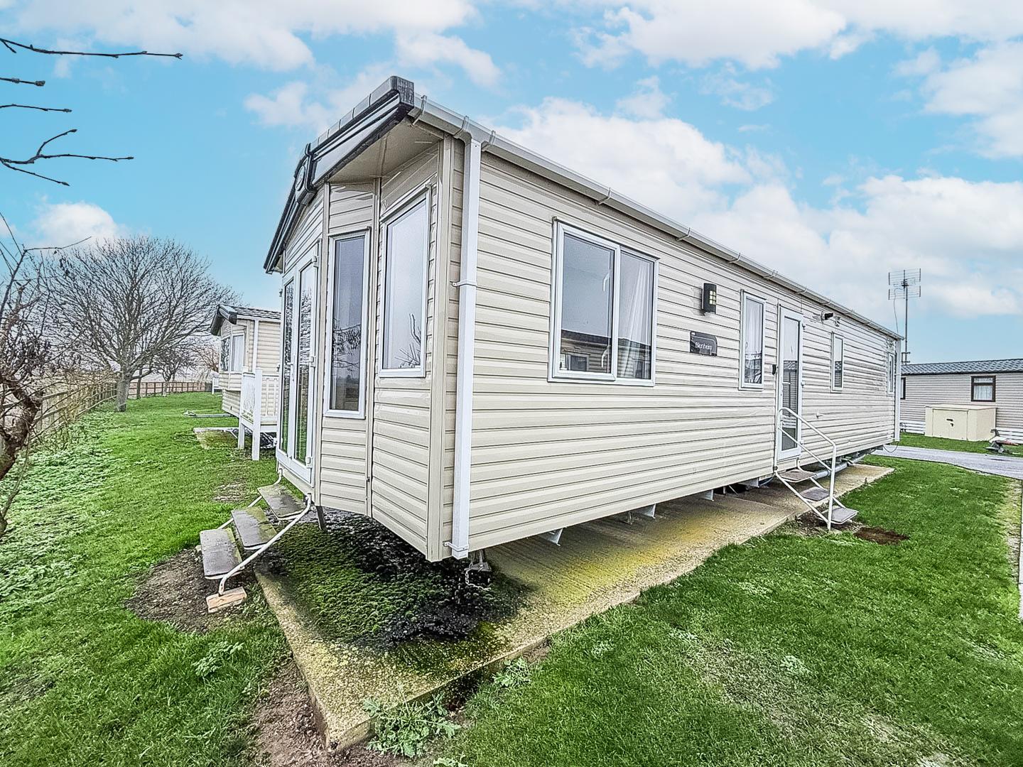 27011HV⭐ – HV, 2 bed, 6 berth caravan with field views, D/G & C/H. Ruby ...