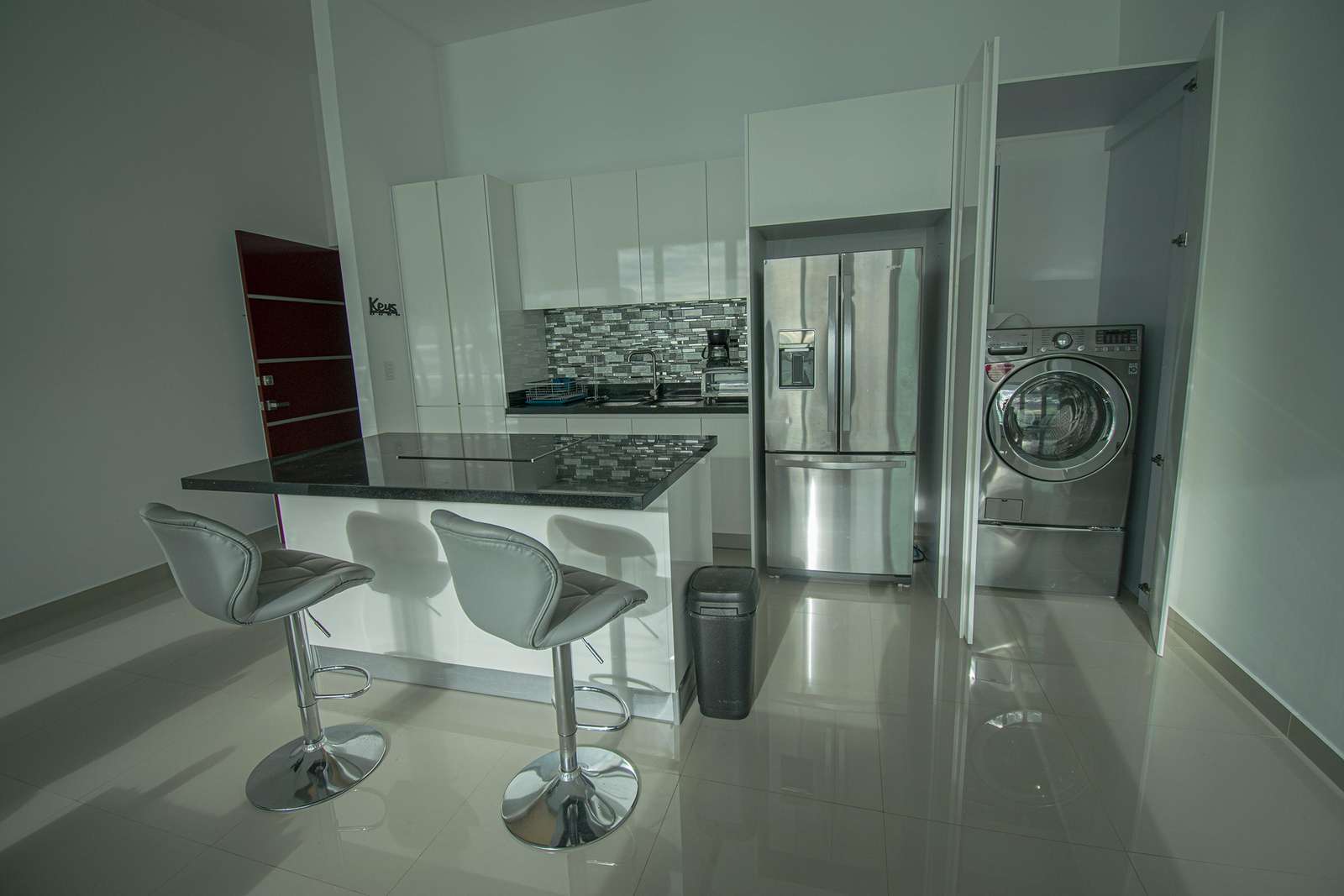 Malecon Location Torre eMe #1501 with Pool | Mazatlan4Rent