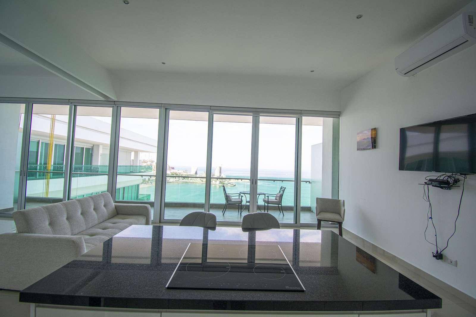 Malecon Location Torre eMe #1501 with Pool | Mazatlan4Rent