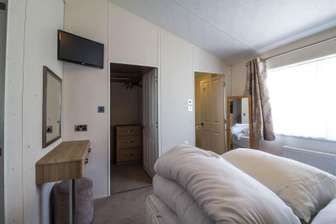 20011CV – Church View area, 2 bed, 6 berth lodge with decking. Platinum ...