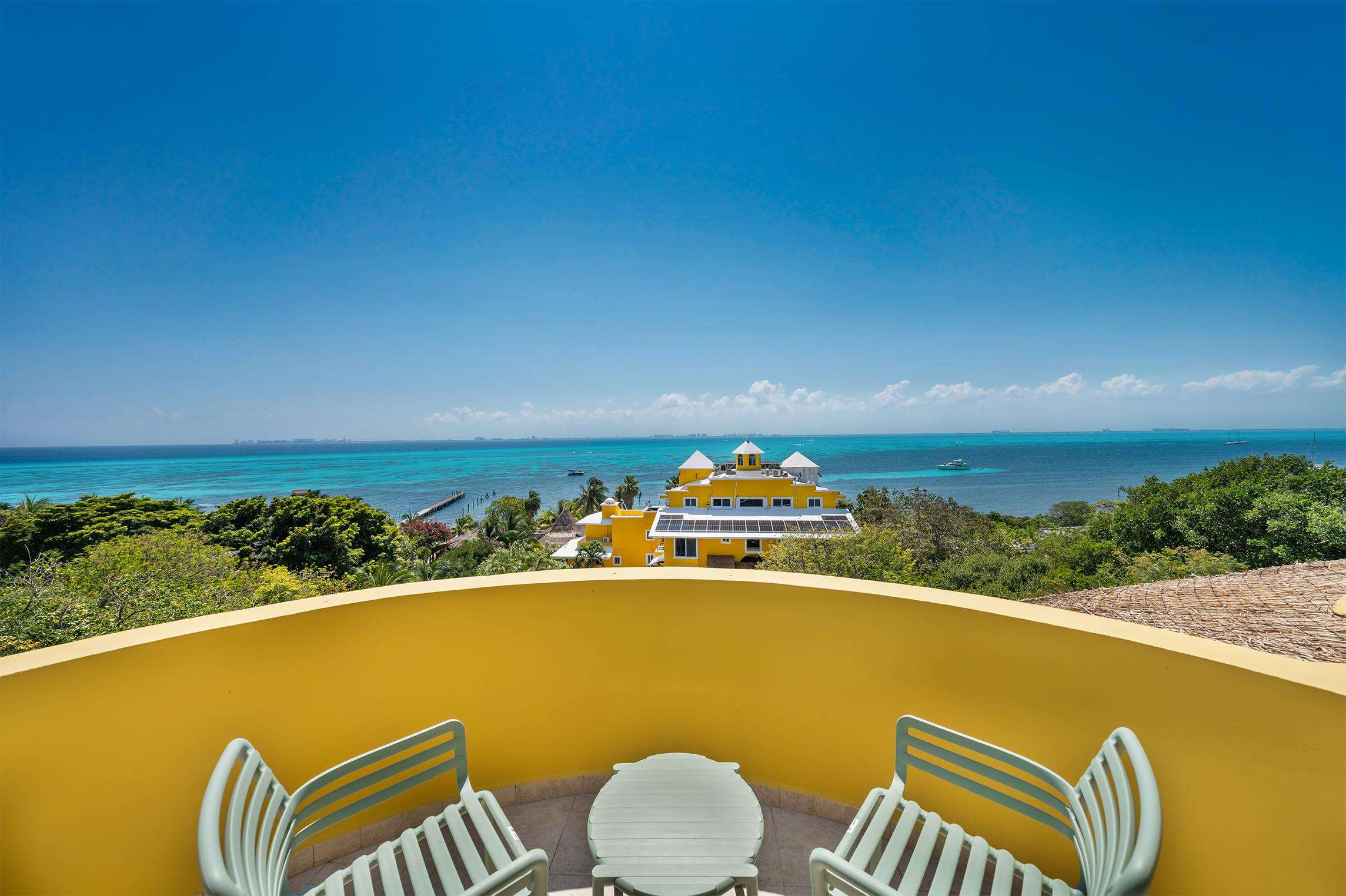 Villa Valera | Everything Isla