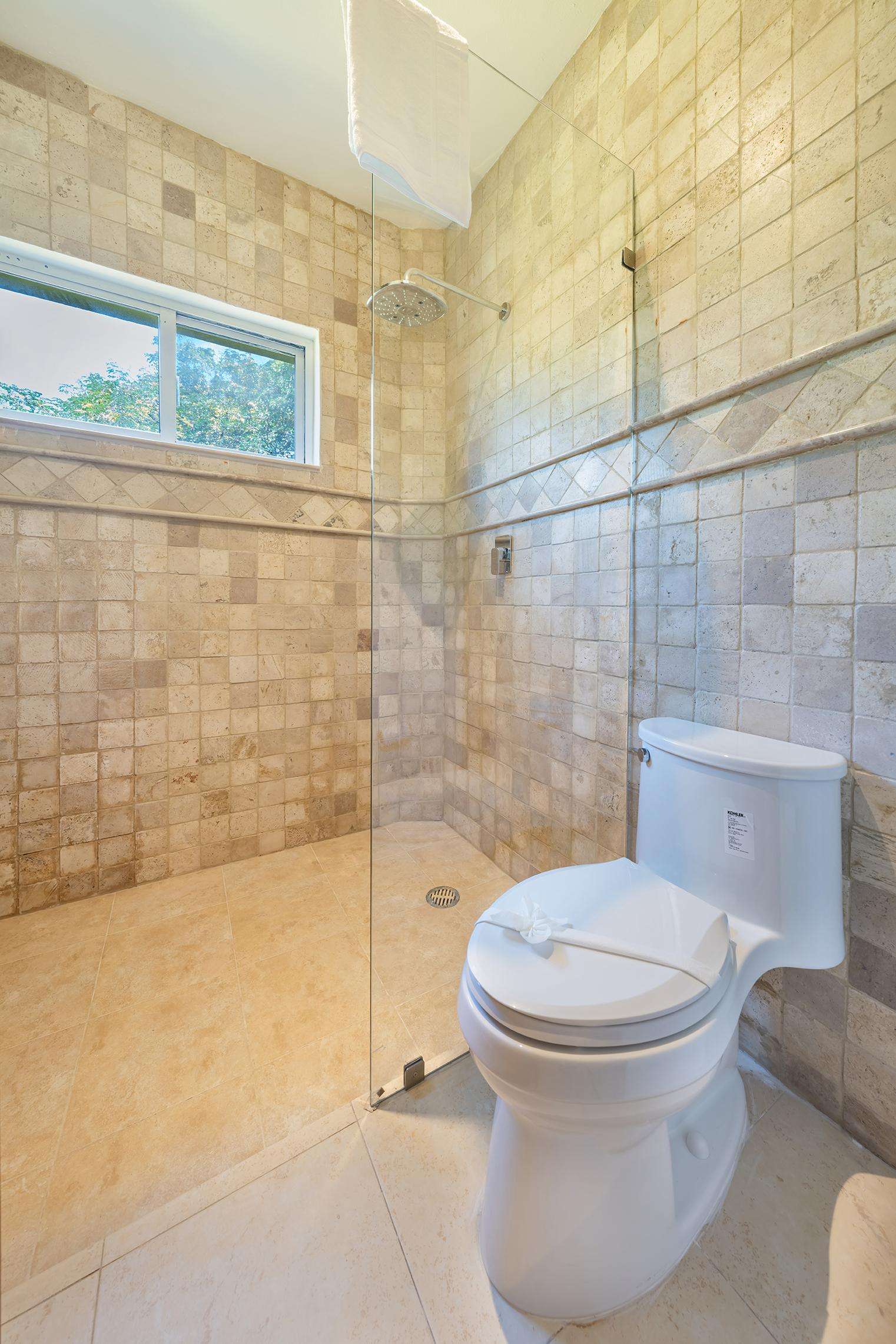 Villa Valera | Everything Isla