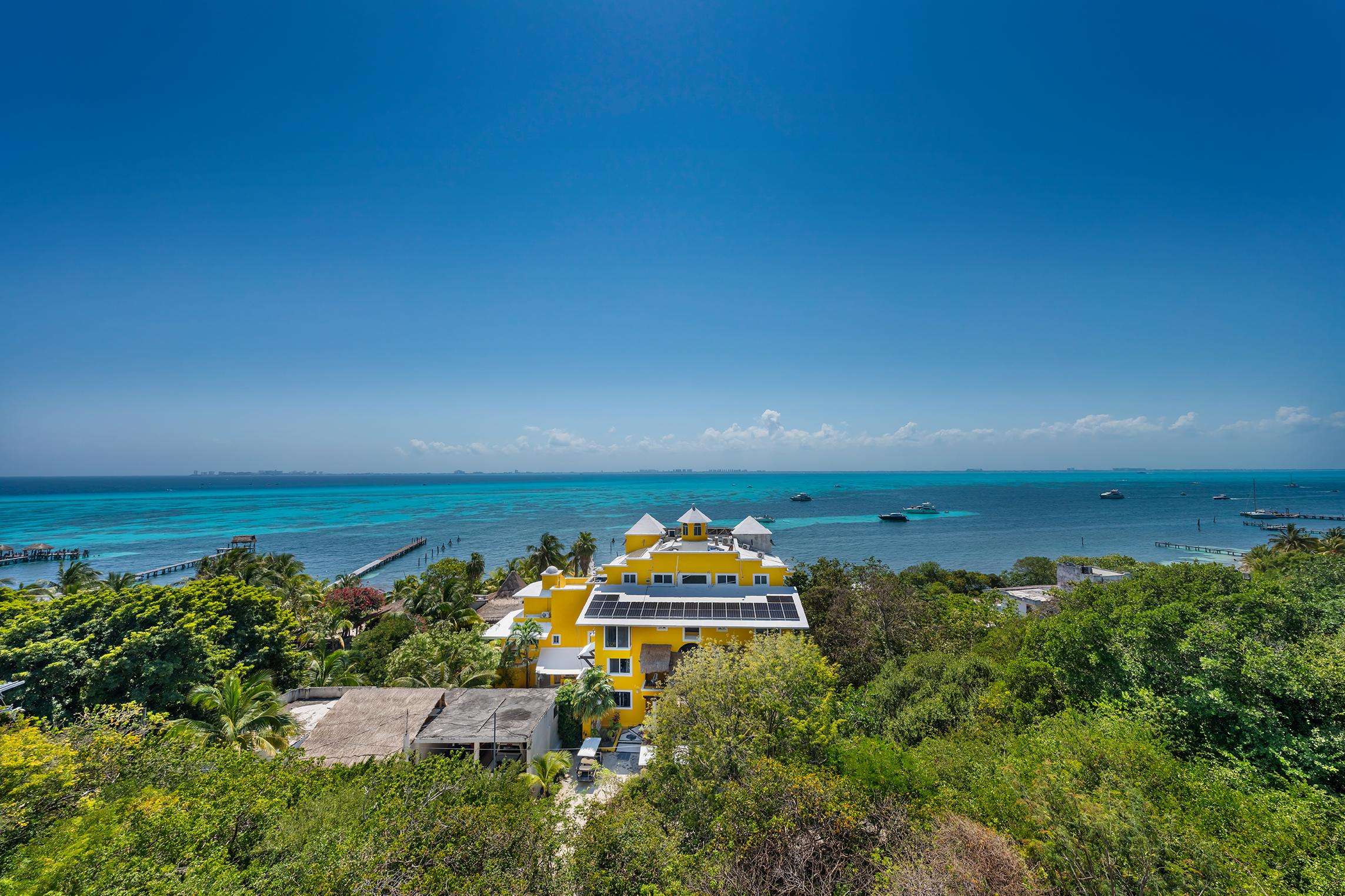 Villa Valera | Everything Isla