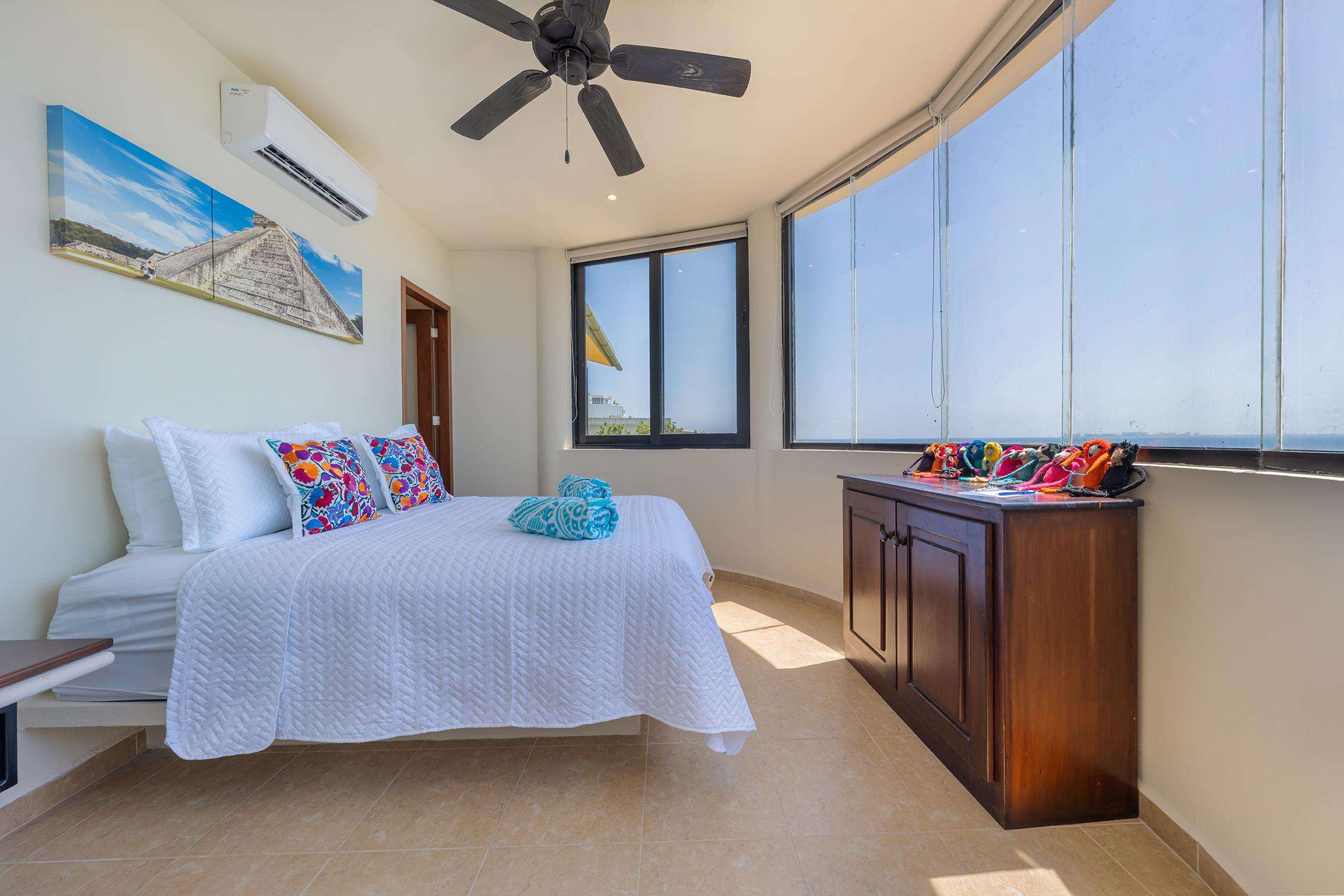 Villa Valera | Everything Isla