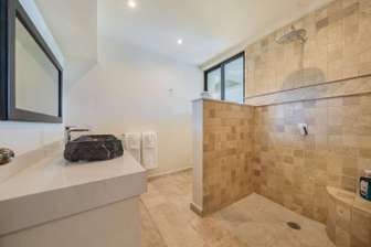 Villa Valera | Everything Isla