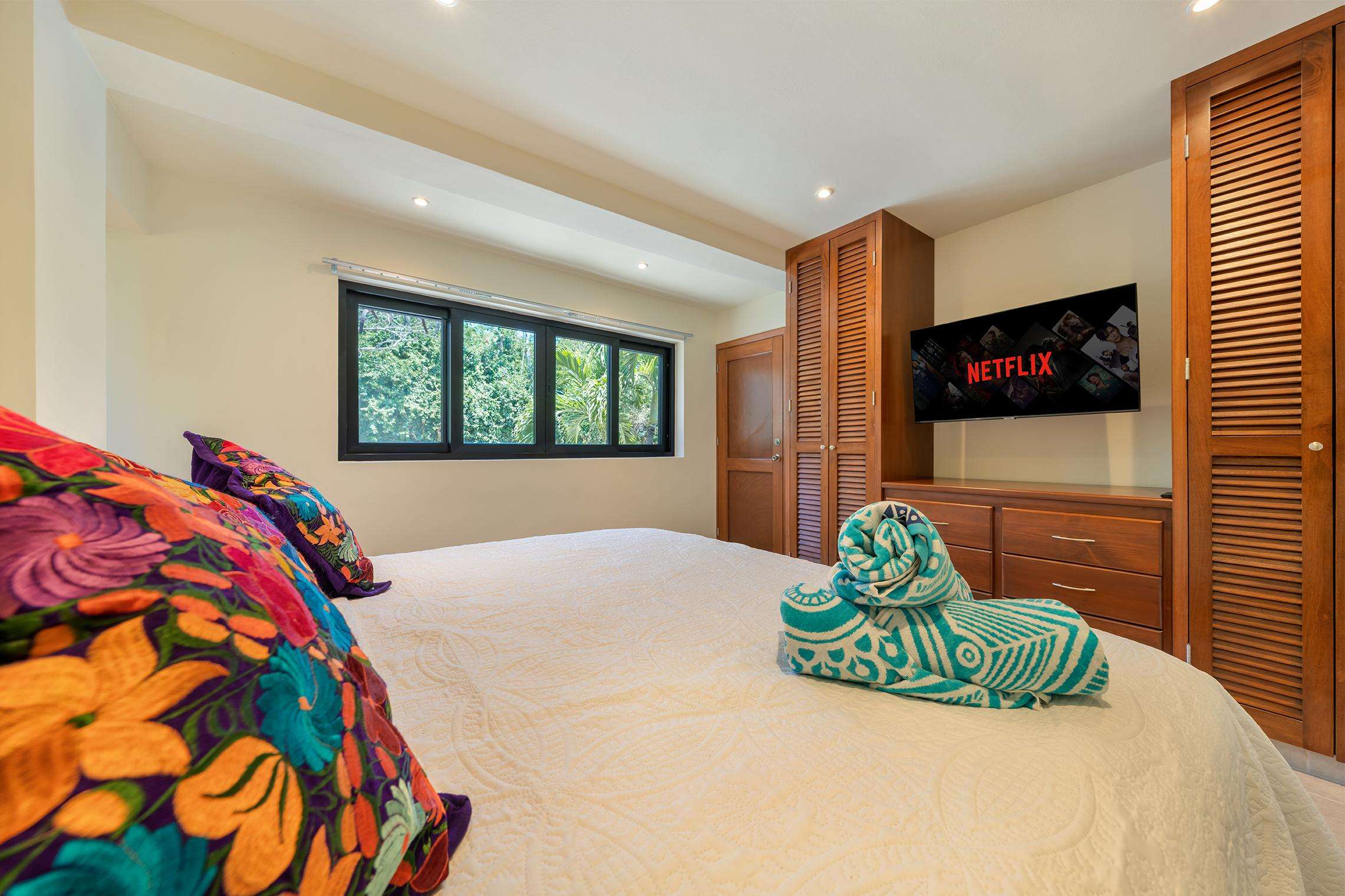 Villa Valera | Everything Isla