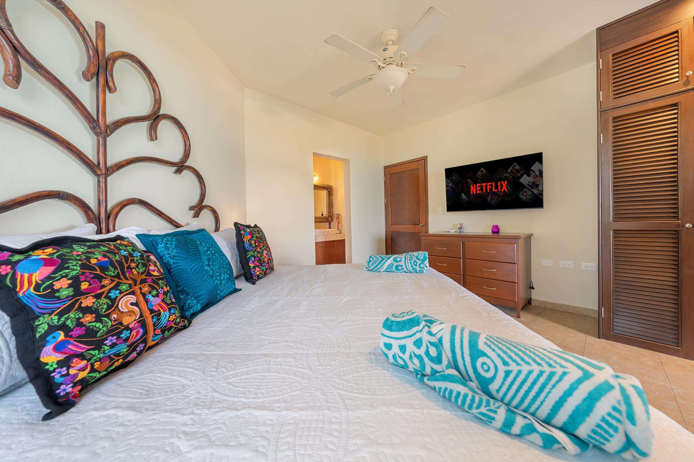 Villa Valera | Everything Isla