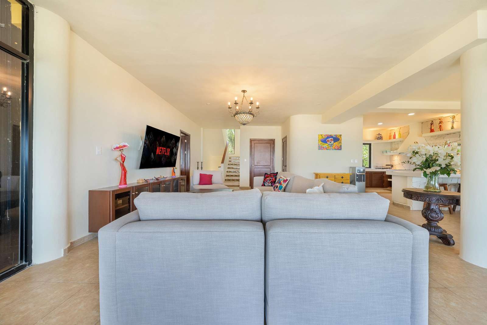 Villa Valera | Everything Isla