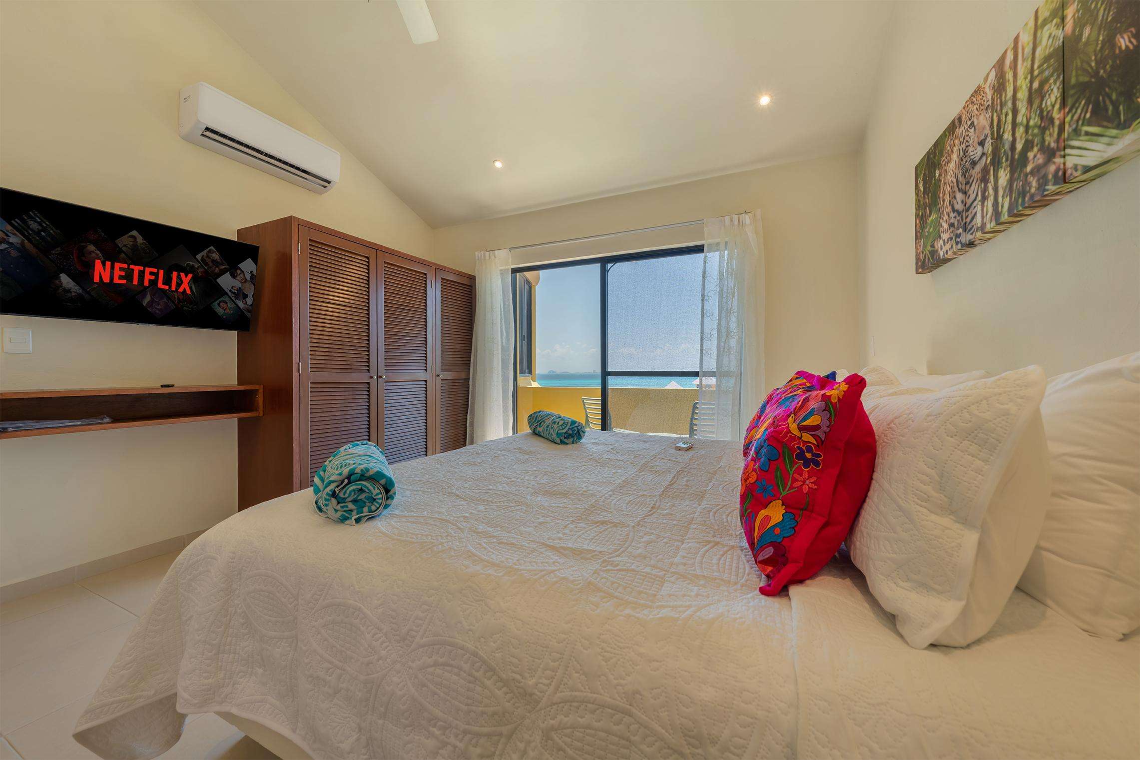 Villa Valera | Everything Isla