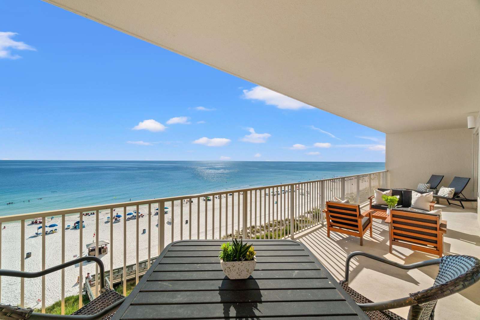 Gulf Crest #604 | Vista Blu | Liv Vacations