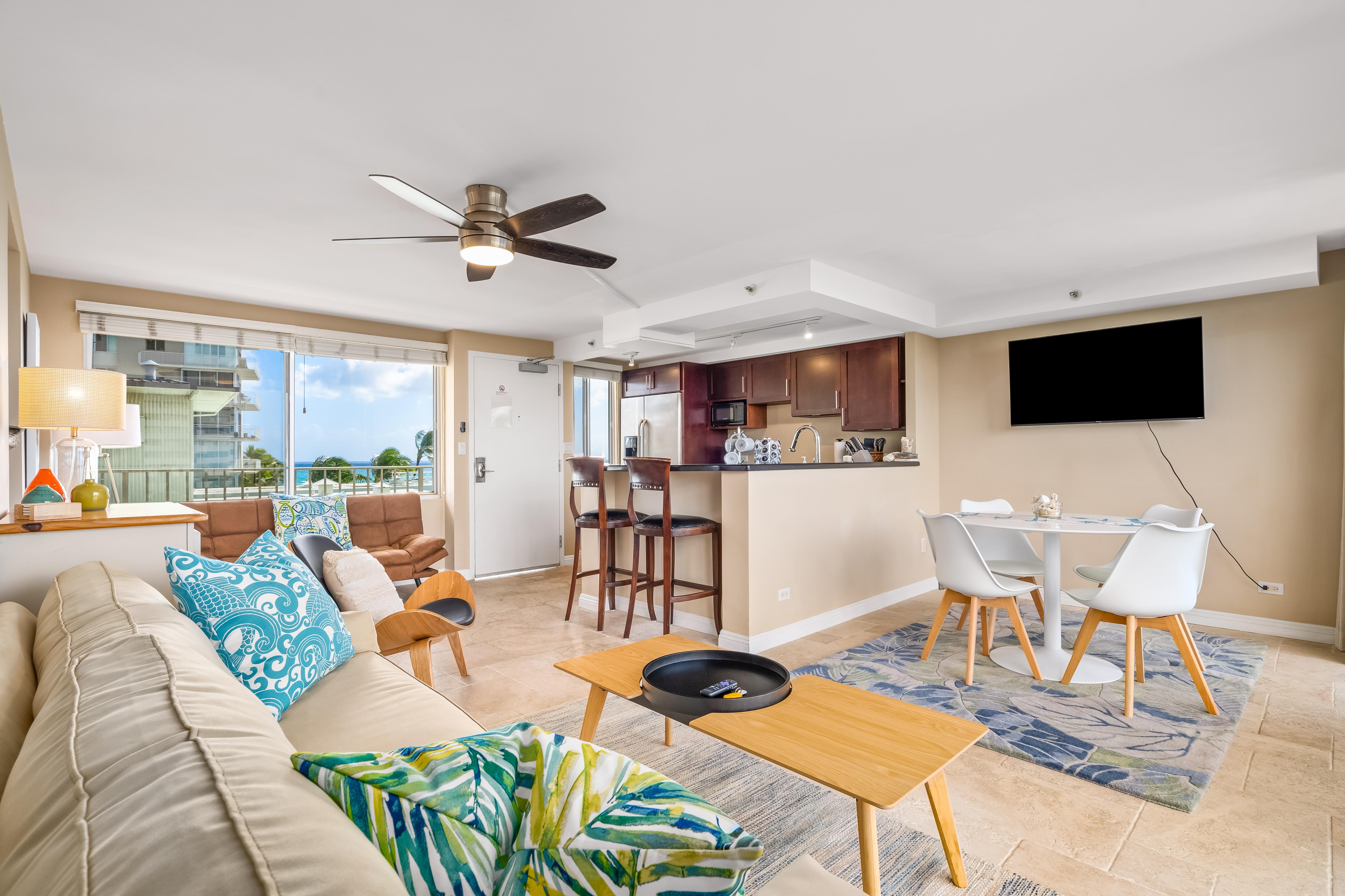 Diamond Head 803 Ocean View 1 Bedroom | Diamond Head Suites
