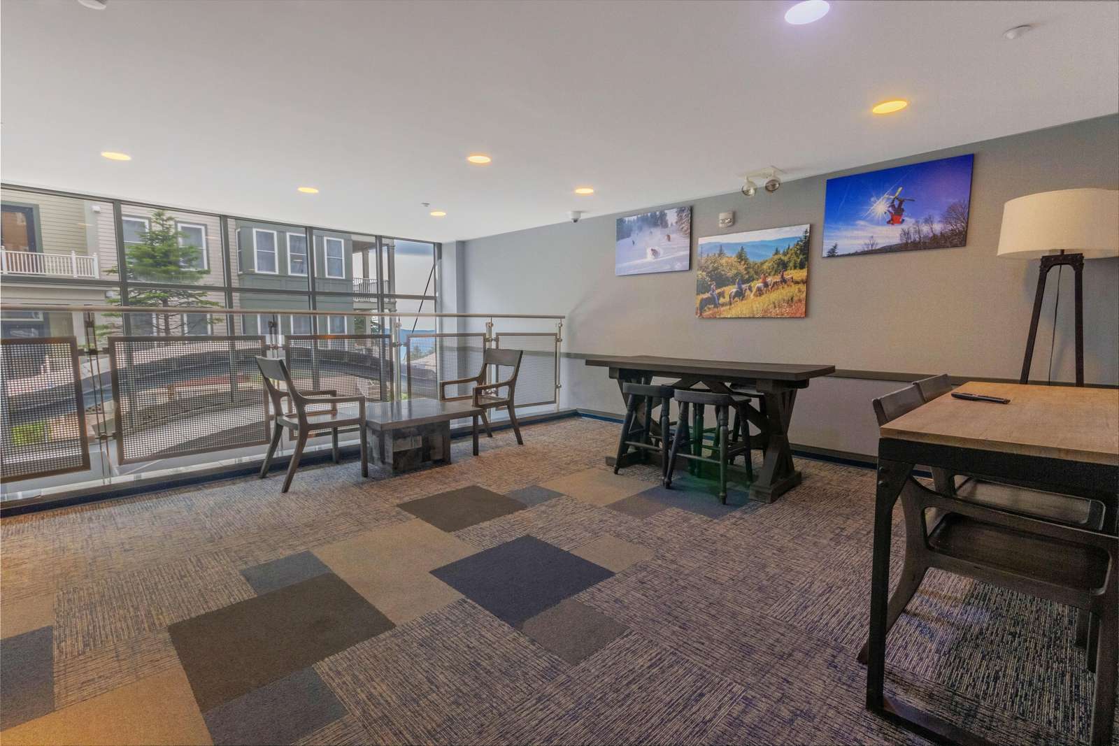 224 Expedition Station | EDH Rentals