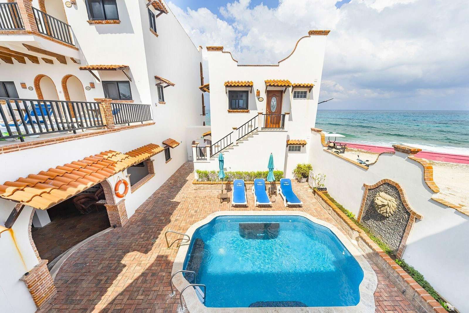 “Cozumel” Oceanside Villa | Isla Dreams
