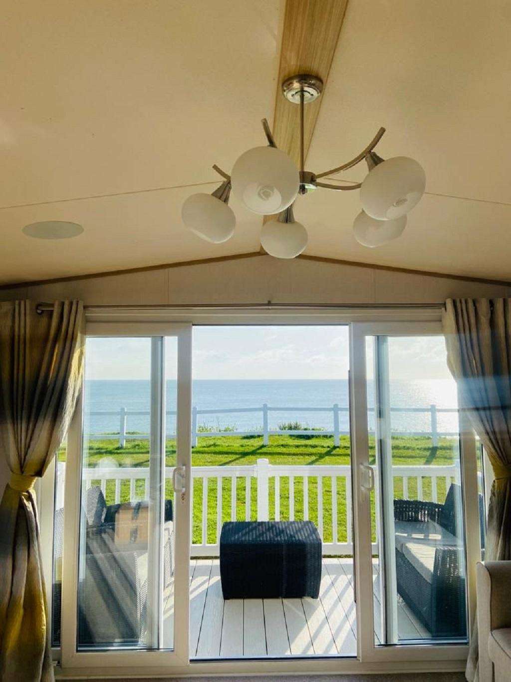 80053S – Shorefield area, 2 bed, 7 berth caravan with full sea views ...